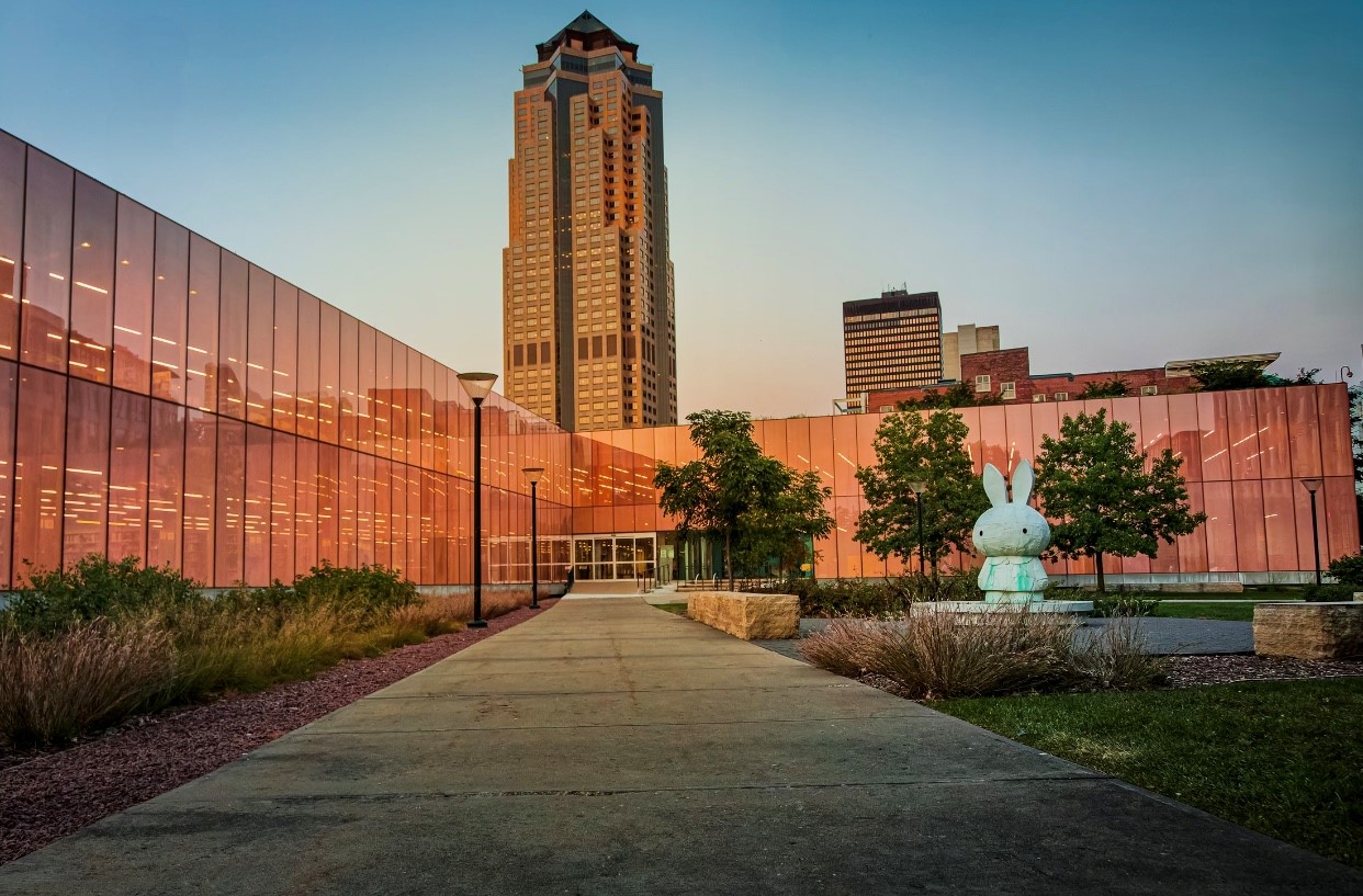 On to 2026! - Des Moines Public Library Foundation